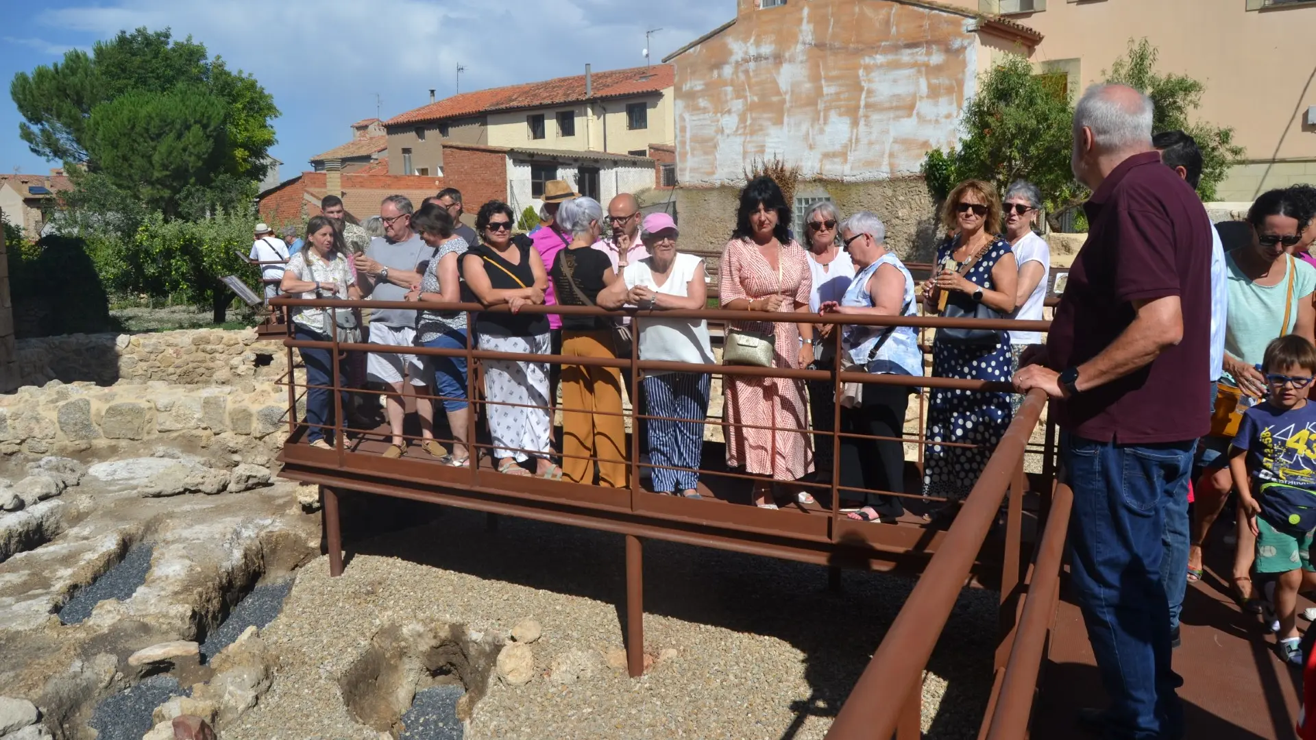 Fuentes Claras convierte en museo abierto su necrópolis medieval ...