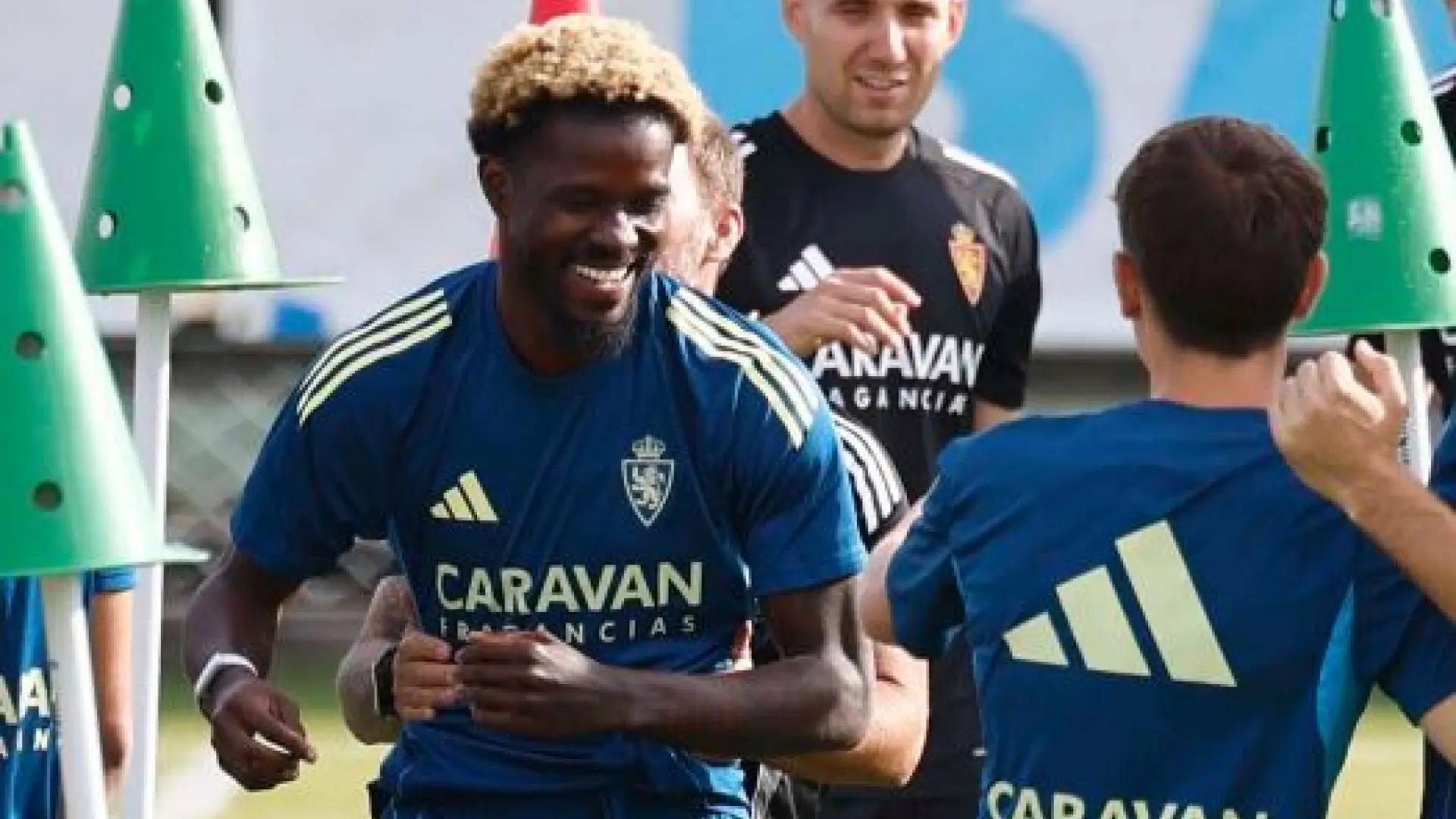 ¿Cuántos partidos de sanción le pueden caer a Paul Akouokou, jugador del Real Zaragoza?