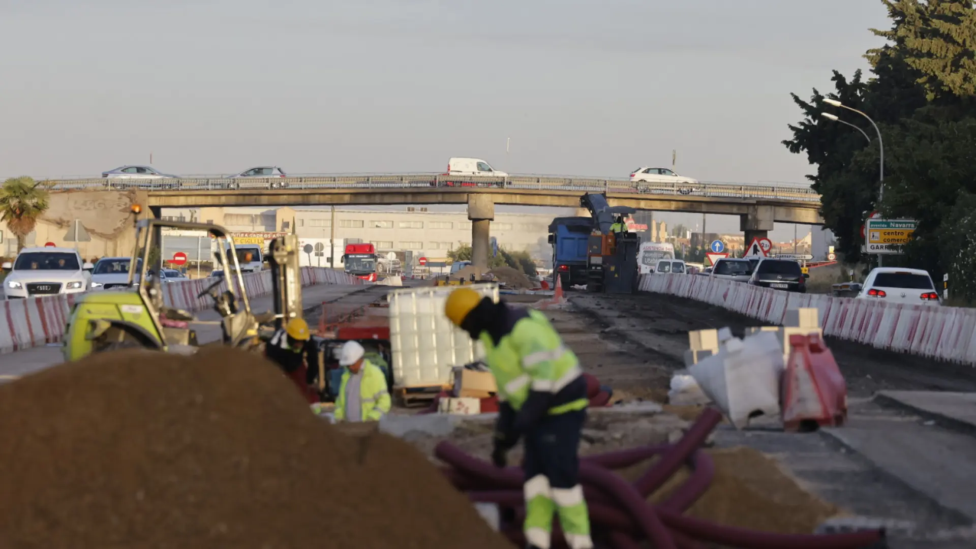 Fotos de las obras de reforma de la N-232 a su paso por Utebo para transformarla en un paseo ...