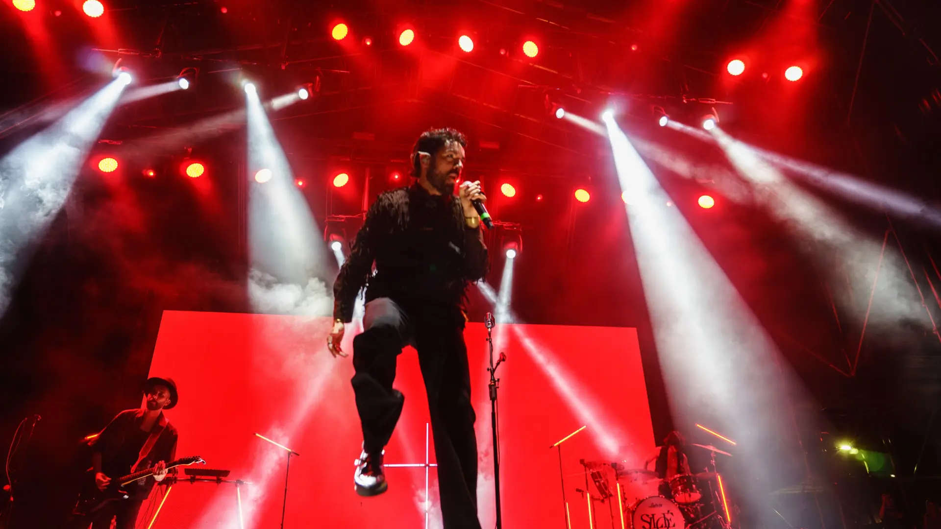 Siloé anuncia una gira mundial que acabará con su primer concierto en ...