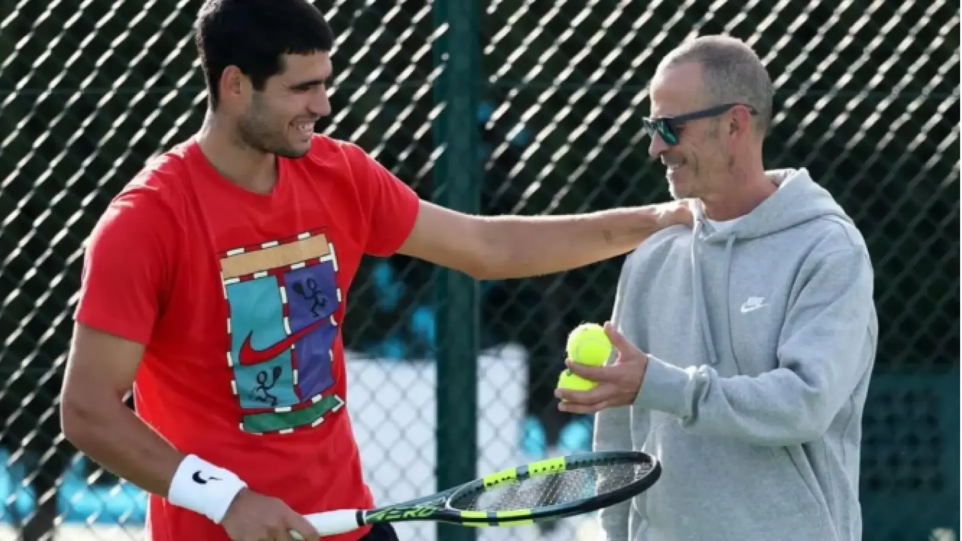 Carlos Alcaraz publica su primera foto con Samu López como nuevo ...