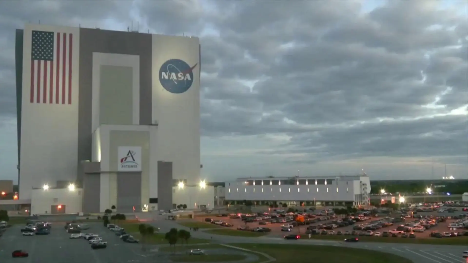 Vídeo | La NASA exhibe Artemis II: el cohete que transportará una ...