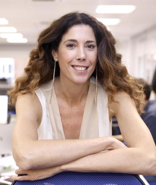 Encuentro ‘Mujeres’ de HENNEO con Cayetana Guillén Cuervo, Carlota ...