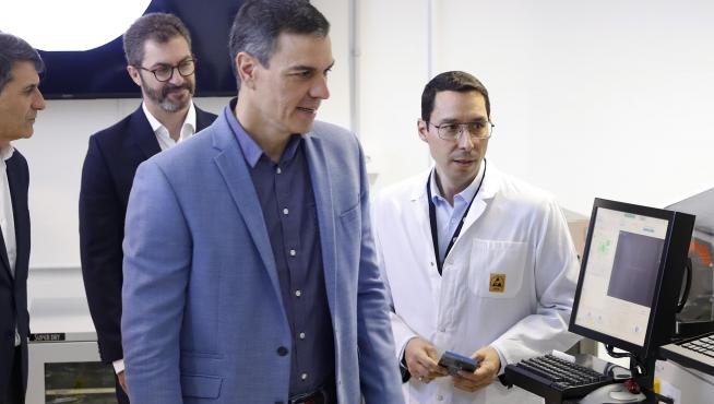 Economía: Sánchez apuesta por convertir la industria aeroespacial en ...
