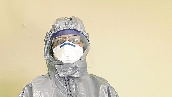 Los fabricantes de equipos de protección afirman que los trajes del ...