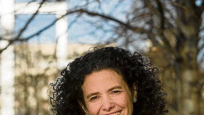 Elena Gil: Las matemáticas pueden aportar felicidad a los niños con ...