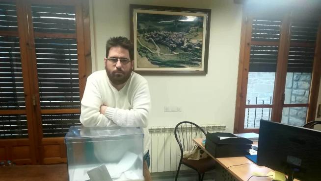 El 63% de los vecinos de El Frago participa en la encuesta contra la ...