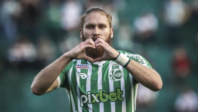 El futuro de Isidro Pitta vuelve a estar lejos de la SD Huesca