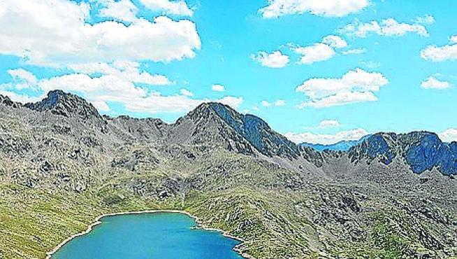 La historia de los ibones y embalses, al descubierto