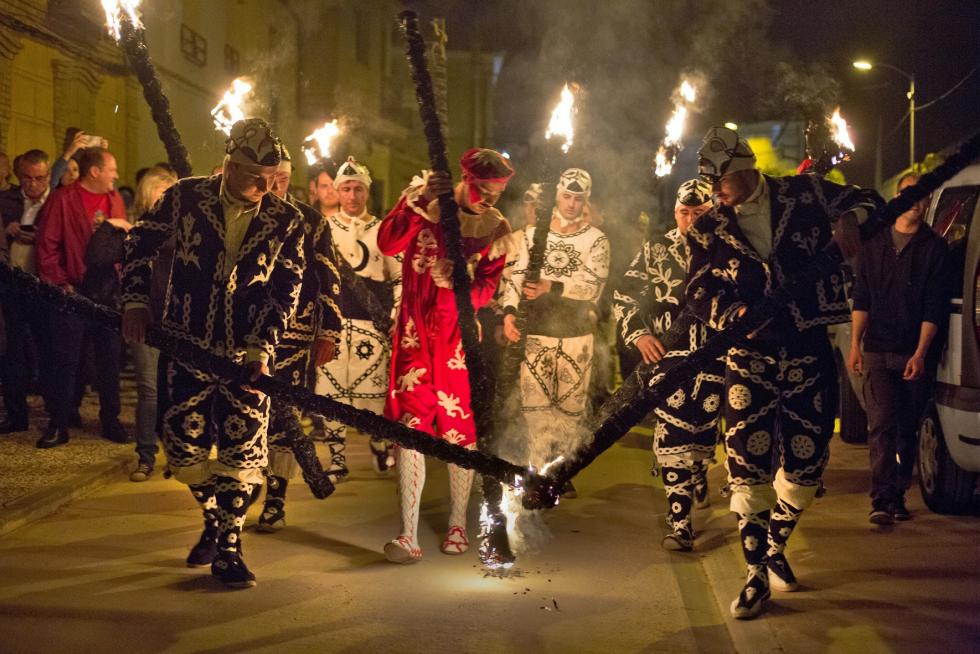 Fotos: Imágenes de la Contradanza en Cetina | Imágenes