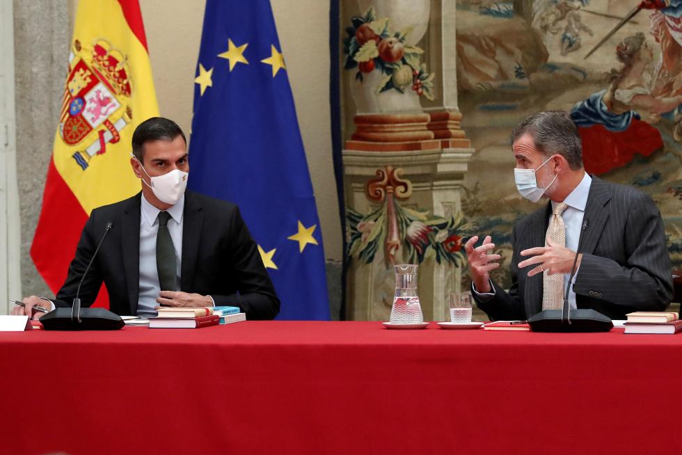 Fotos: El Rey y Sánchez, juntos por primera vez después de casi dos ...