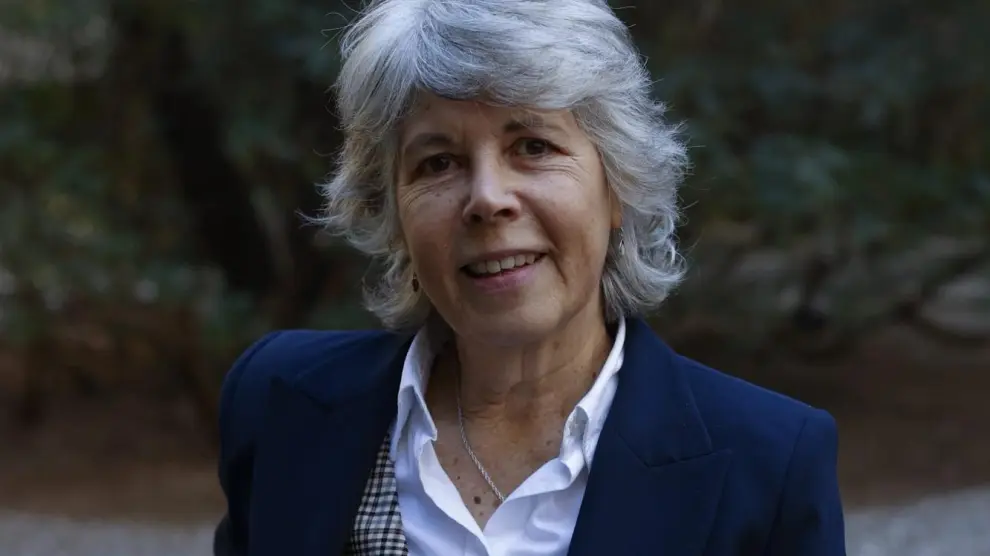 María Belmonte publica 'El murmullo del agua', un relato interesante