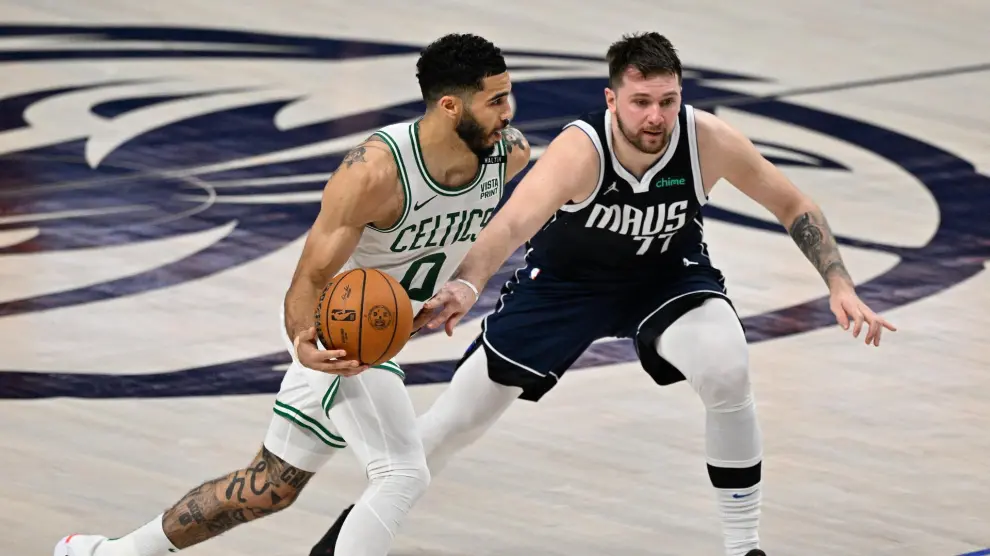Doncic aplaza la fiesta de los Celtics con una paliza histórica