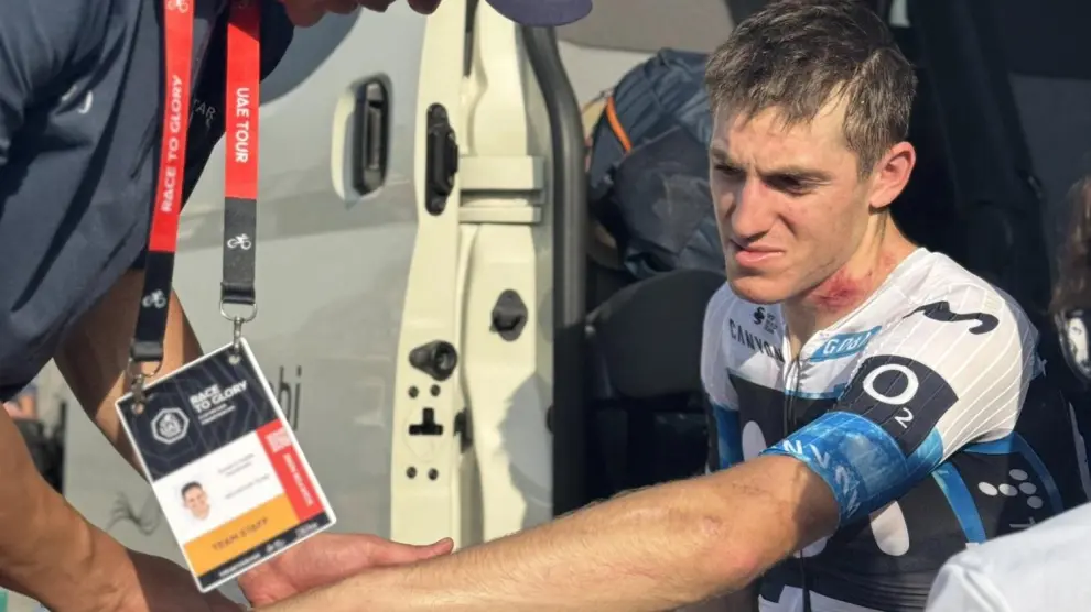 El ciclista aragonés Pablo Castrillo sufre una caída y pierde un minuto ...