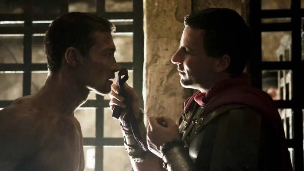 'Spartacus' intenta acabar con Batiatus en su despedida