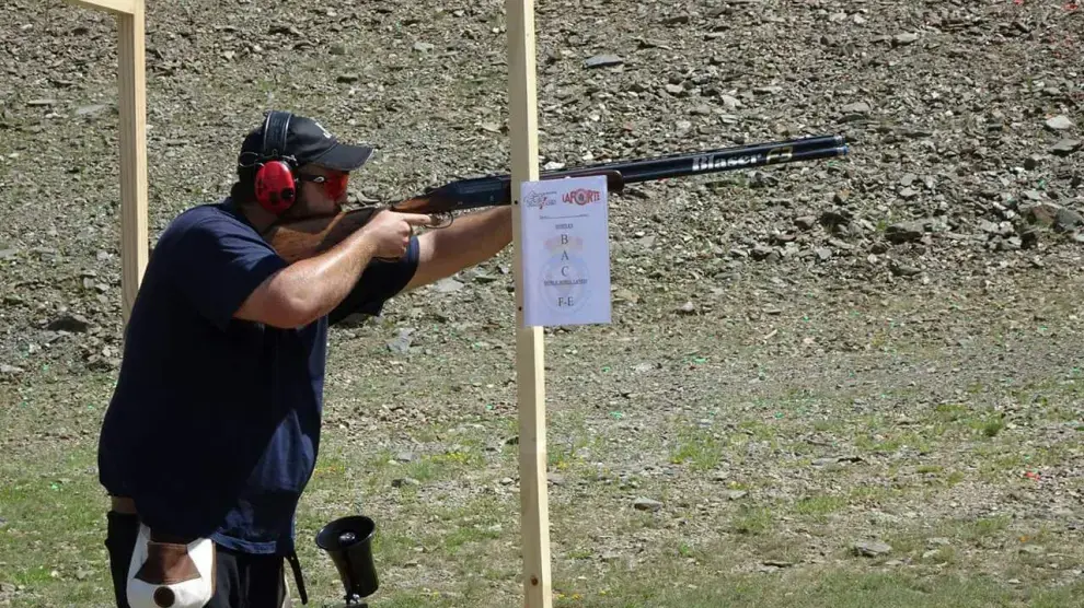 Muere el aragonés Juan Carlos Navarro, emblema internacional del tiro ...