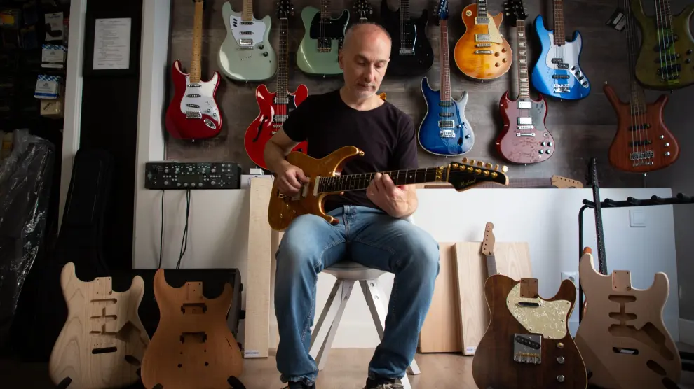 La filosofía de construir guitarras desde Zaragoza