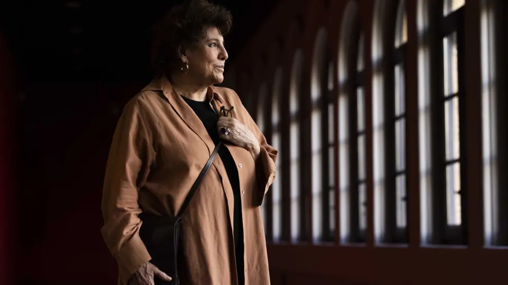 La actriz Charo López enamora a los zaragozanos con su historia vital