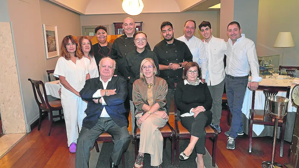 El restaurante Txalupa y sus 40 años de recorrido en Zaragoza