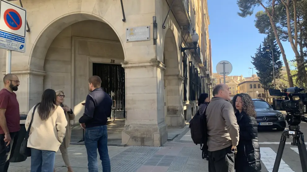 El centro de salud Santo Grial de Huesca lleva un año cerrado y sin ...