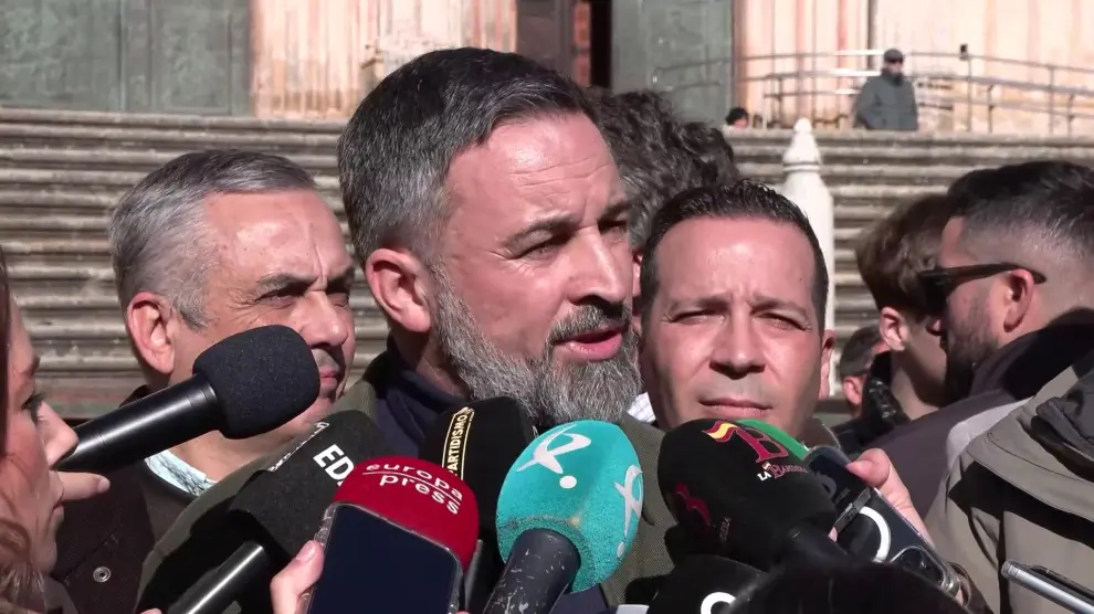 Vídeo | Abascal urge a Feijóo una moción de censura para convocar ...