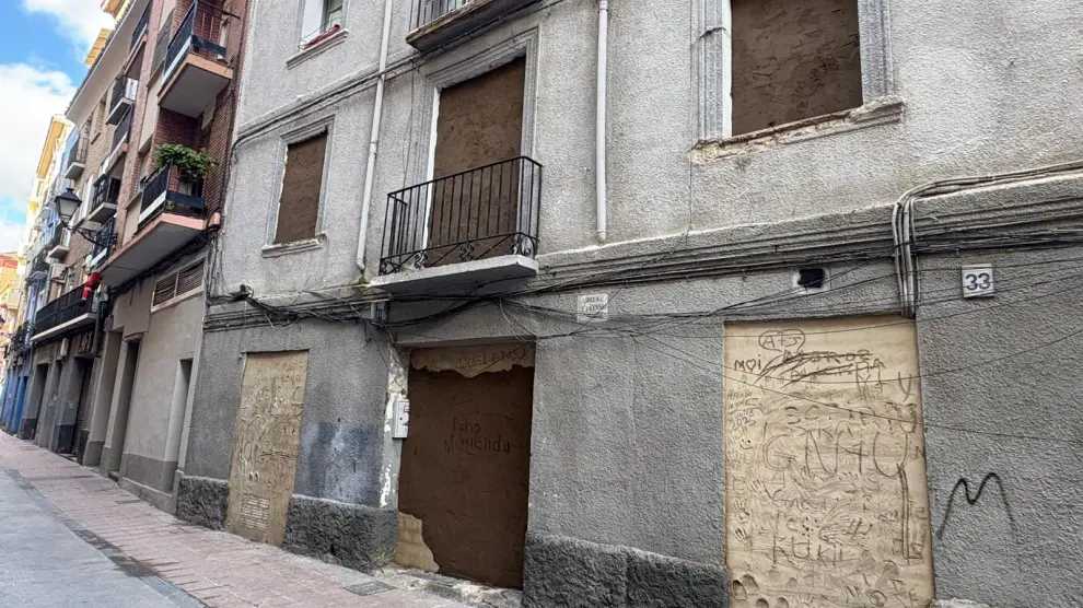 Vuelven a desalojar y tapiar el edificio okupado en el barrio de La ...