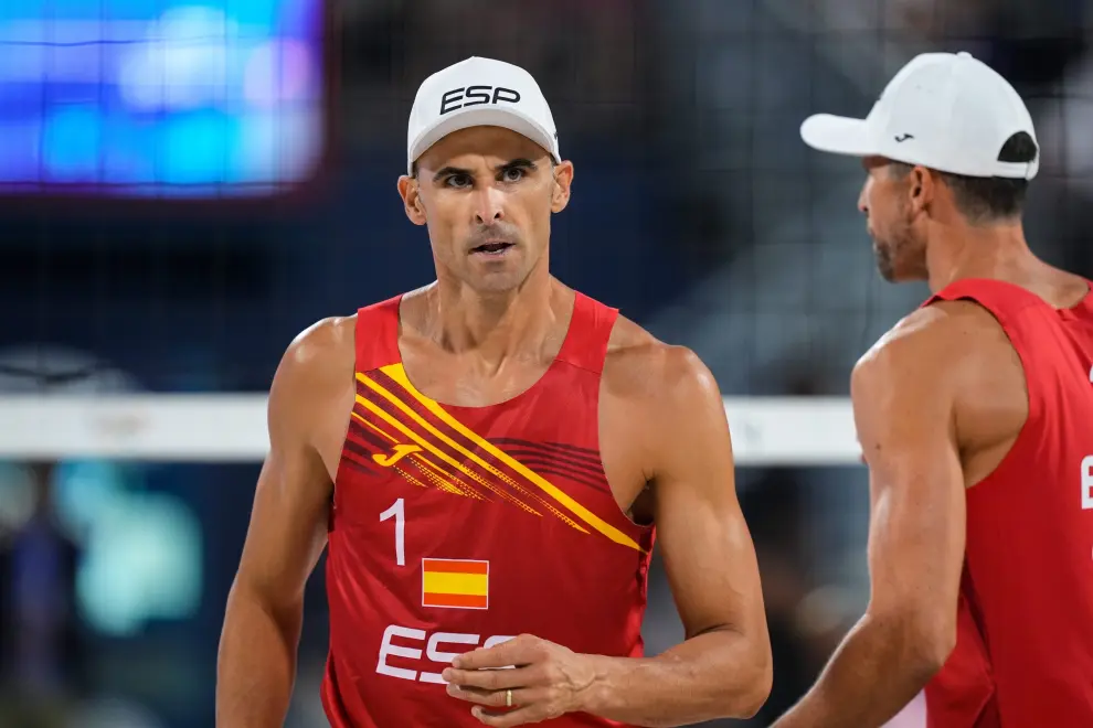 Fotos del partido de cuartos de final de vóley playa de los Juegos Olímpicos de París con Pablo ...