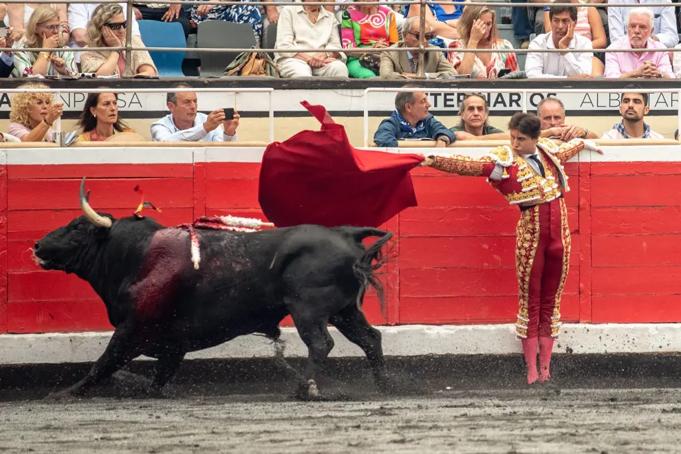 Fotos de la Feria de Bilbao de toros: cartel de lujo con Roca Rey ...