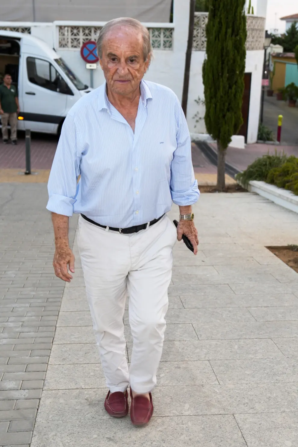 Familiares y amigos dan el último adiós a Caritina Goyanes | Imágenes