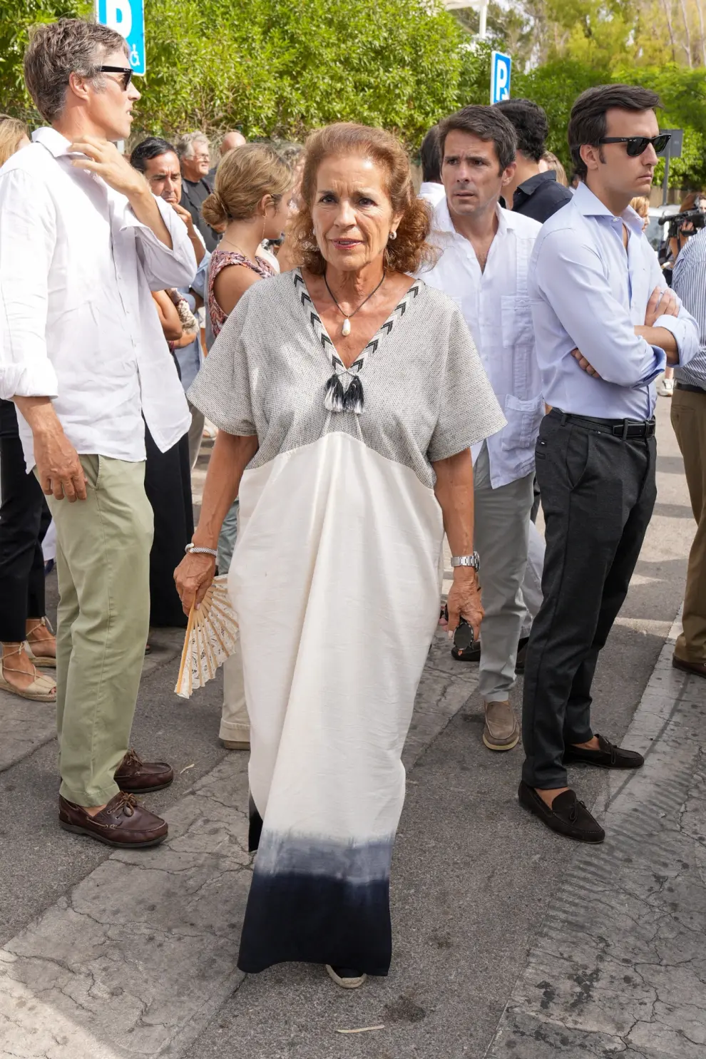 Familiares y amigos dan el último adiós a Caritina Goyanes | Imágenes