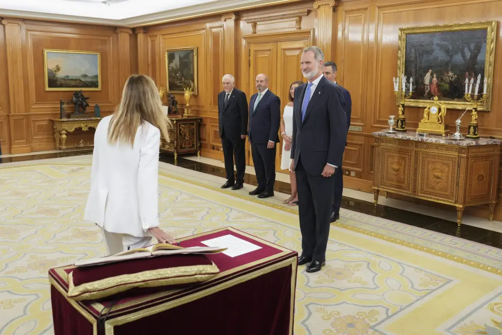 Fotos | Isabel Perelló, primera mujer que preside el Poder Judicial ...