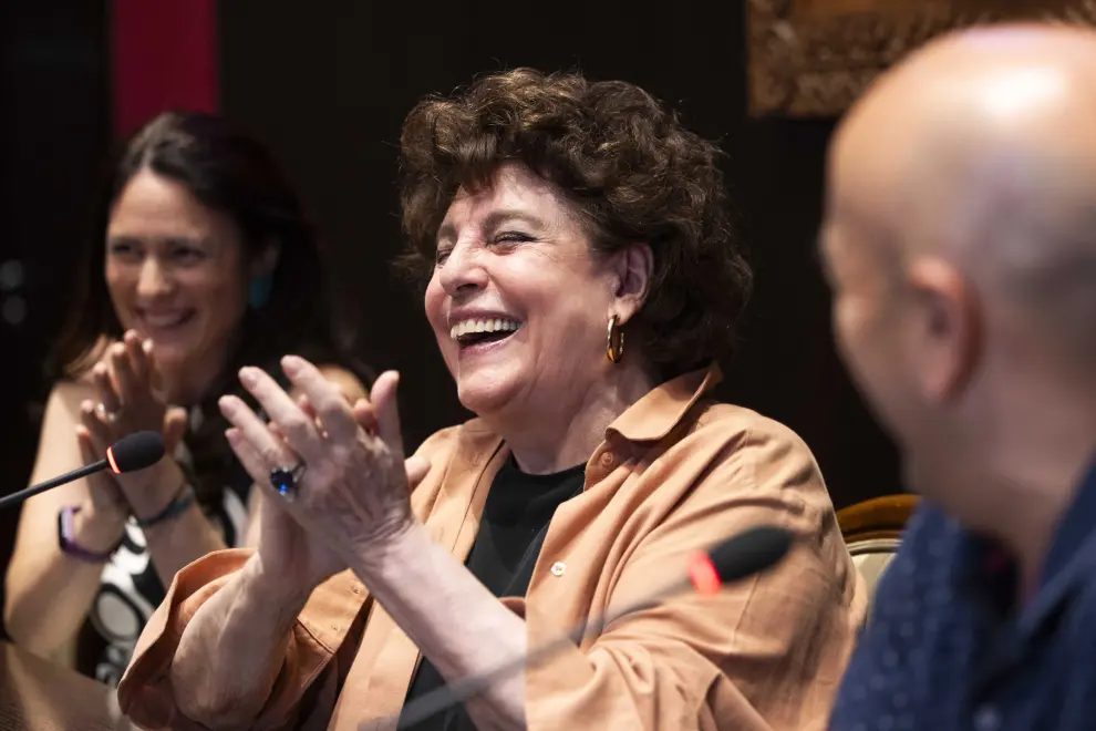 Fotos | La actriz Charo López enamora a los zaragozanos con su historia ...