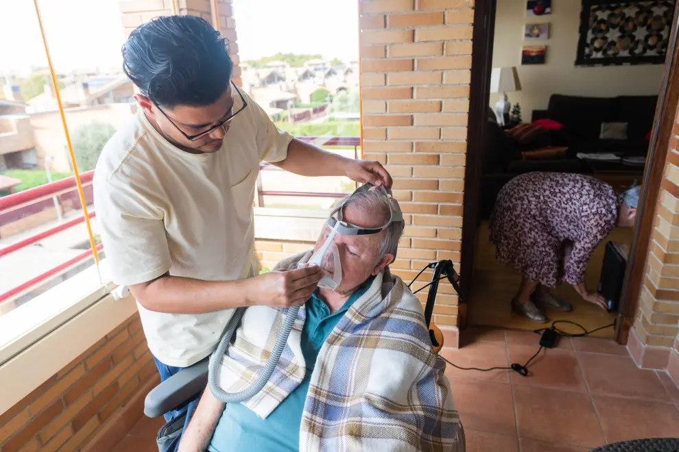 El día a día de Carmelo, enfermo de ELA | Imágenes