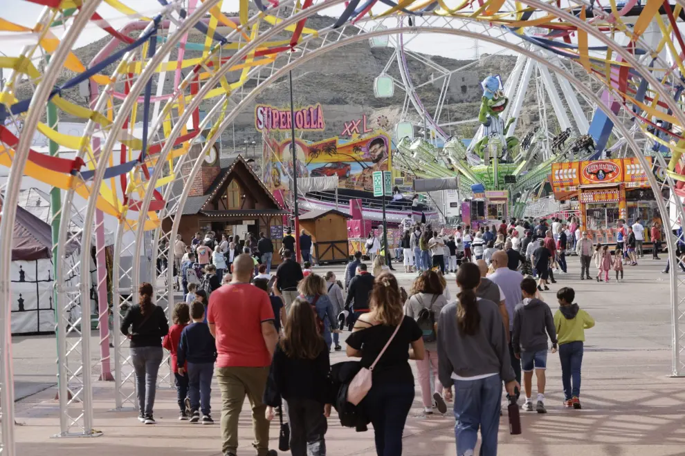 En imágenes: el 'día del niño' llena el ferial de Zaragoza