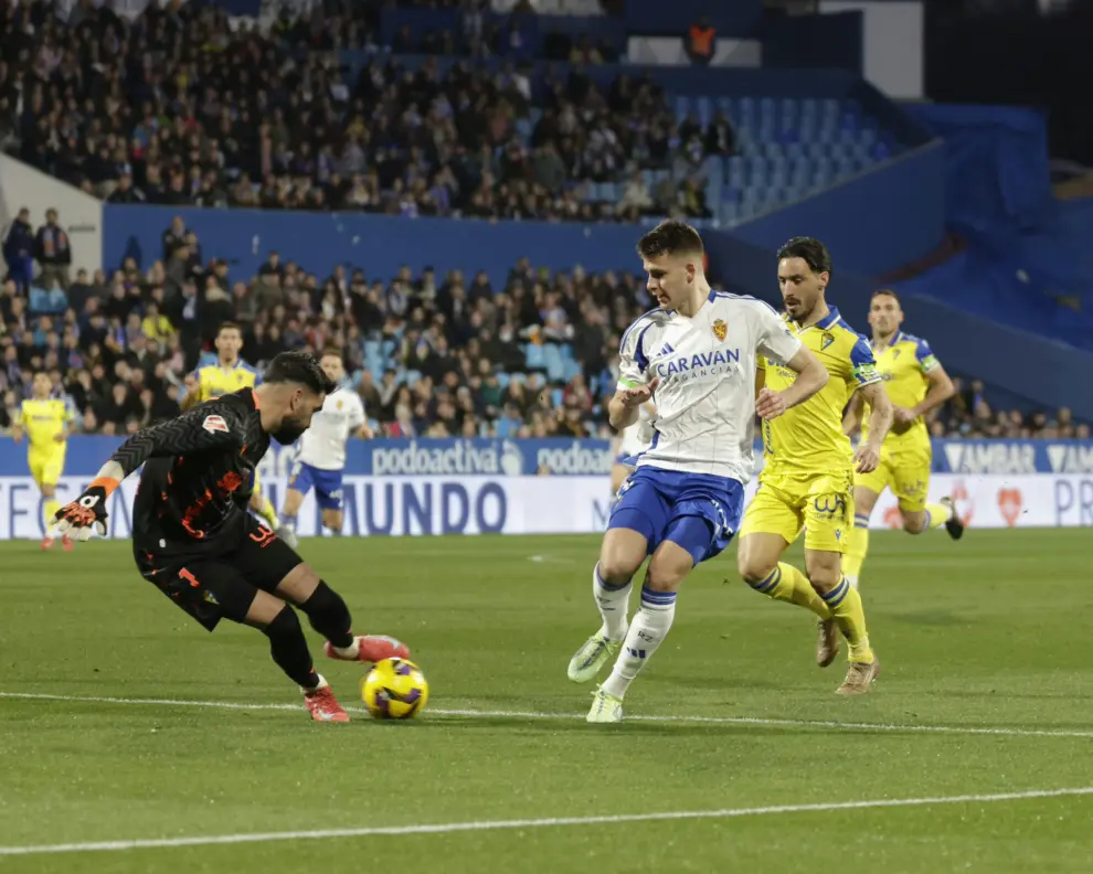 Fotos | Partido Real Zaragoza-Cádiz, jornada 25 de Segunda División ...