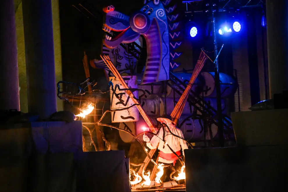 'Goya... Horror Belli', en la plaza del Pilar | Imágenes