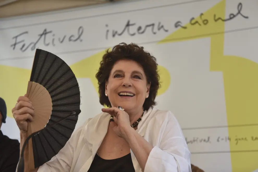 Fotos de Charo López y Luis Alegre en Huesca | Imágenes