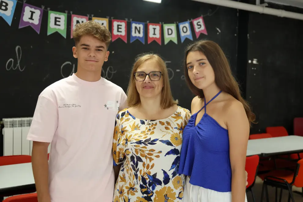 Fotos:Puesta de largo del nuevo Bachillerato de investigación y excelencia en Zaragoza | Imágenes