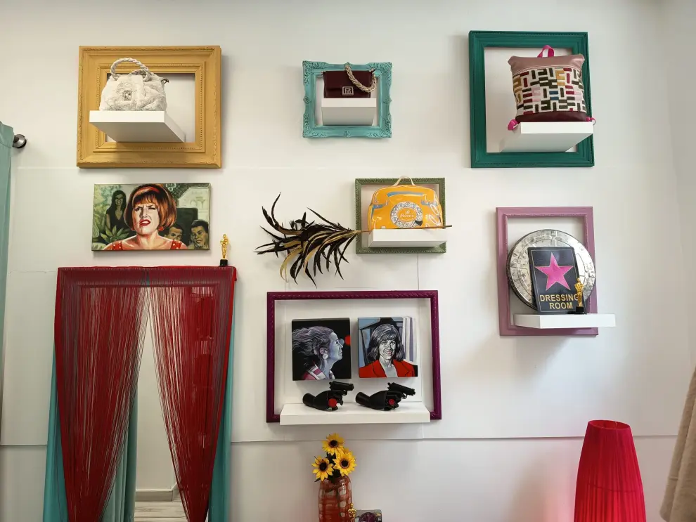 La tienda de moda de mujer Esenzia cumple 20 años en Zaragoza | Imágenes