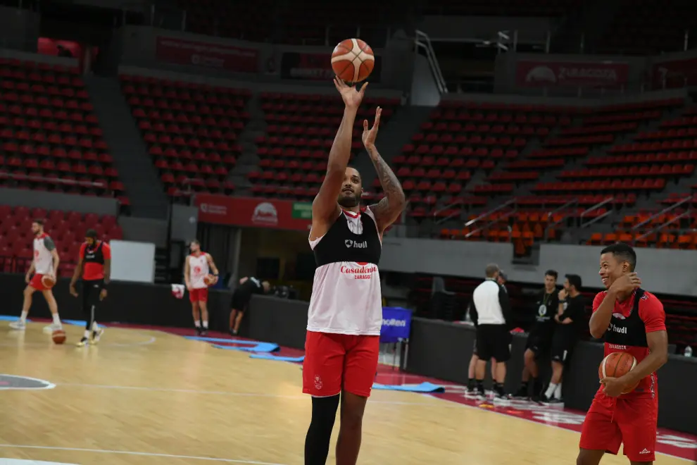 El Casademont prepara su debut en la FIBA Europe Cup | Imágenes