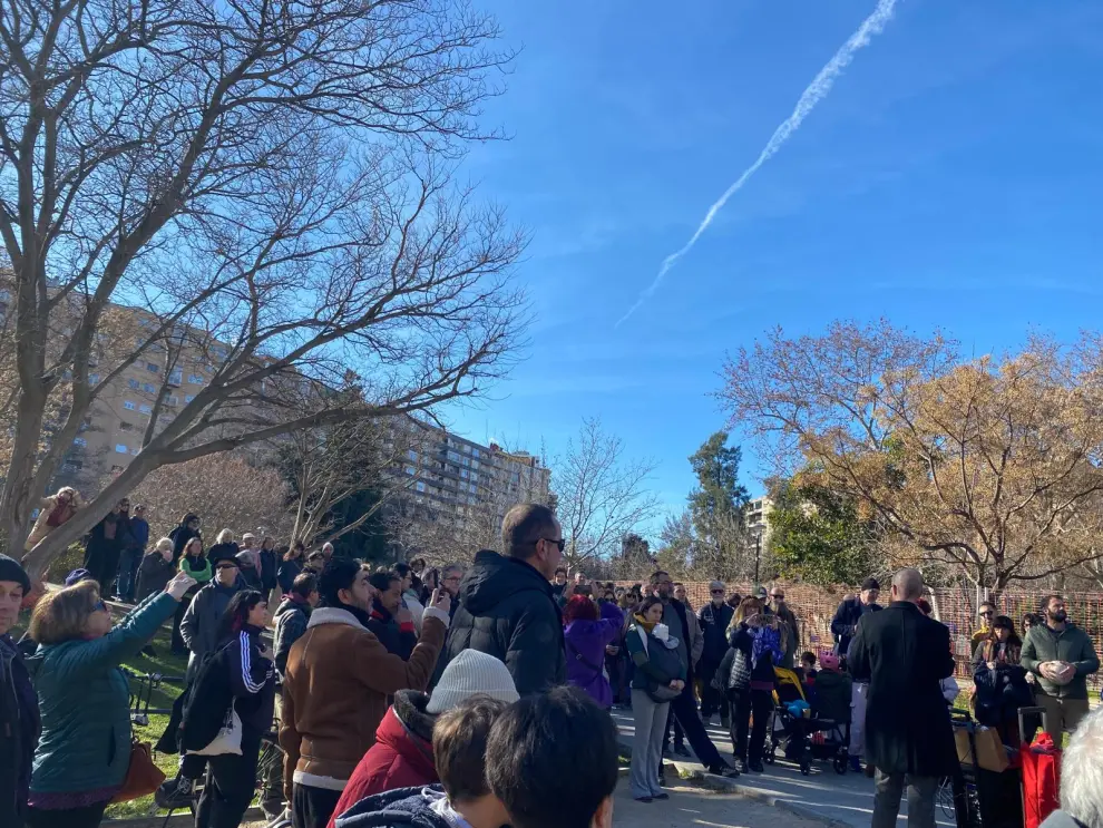 Fotos | Concentración tras el cerramiento del parque Bruil de Zaragoza ...