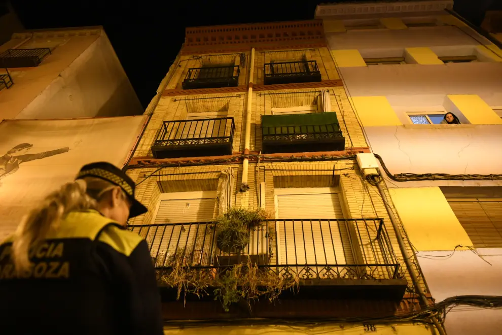 Fotos | Desalojo de un edificio en el barrio de San Pablo de Zaragoza ...