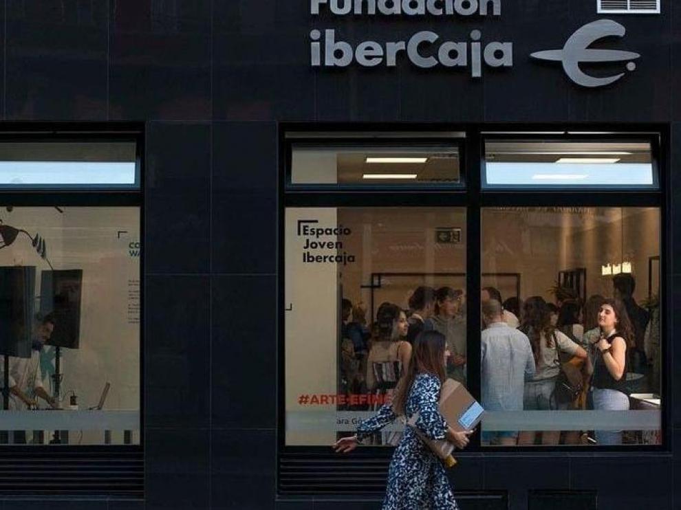 La Fundación Giménez y Espacio Joven Ibercaja organizan el debate 'Jóvenes y de Aragón'