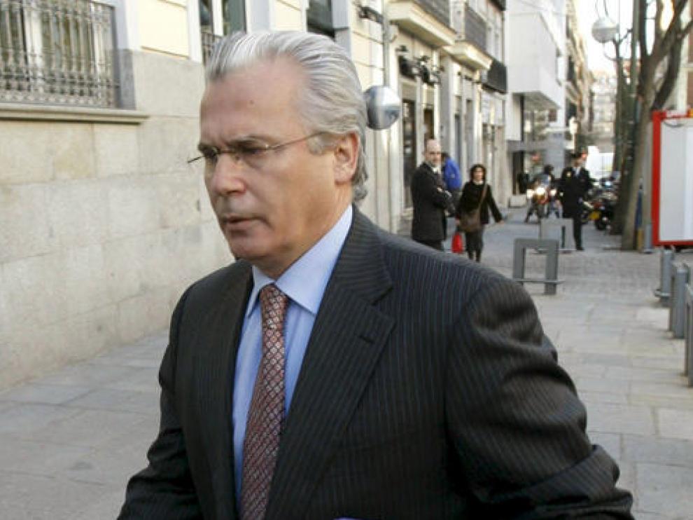 El Tribunal Supremo imputa al juez Garzón por prevaricación