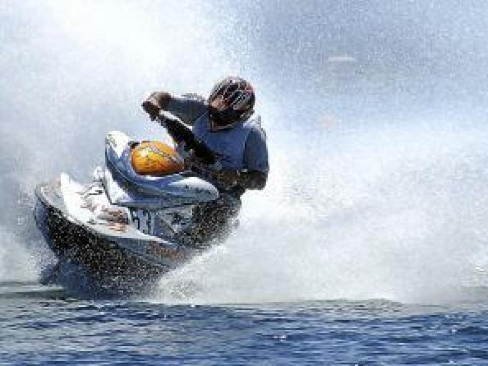 Aloguín, el piloto inoxidable