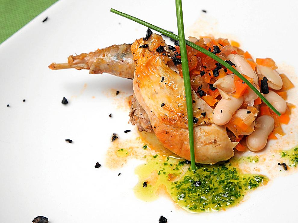 Perdiz con alubias blancas