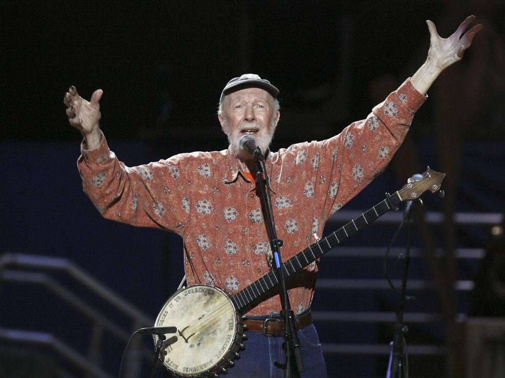 Fallece a los 94 años Pete Segeer, un icono del folk y los derechos ...