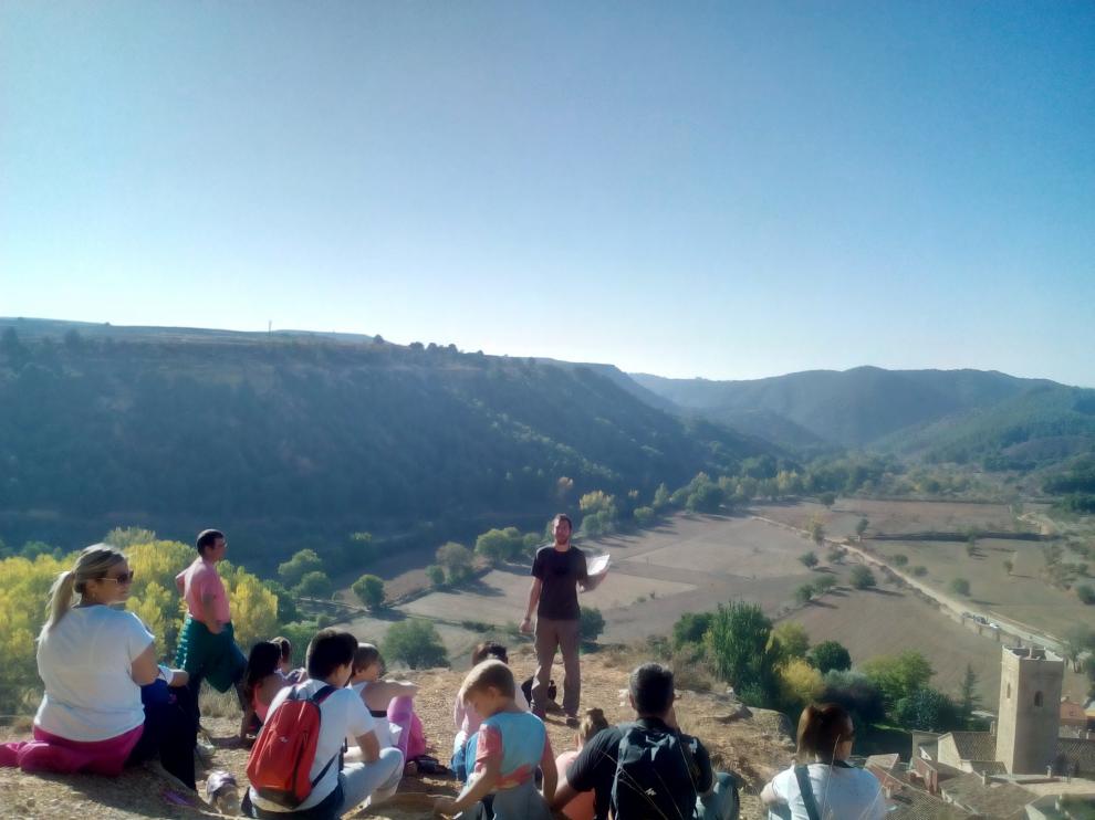 Una treintena de personas inauguran la nueva temporada de Ruteando, en ...