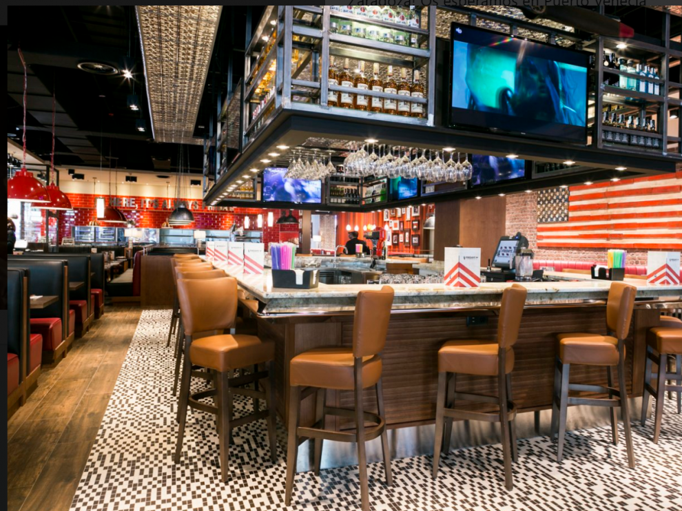 'Fridays' llega a Zaragoza con vistas de futuro | Noticias de Zaragoza ...