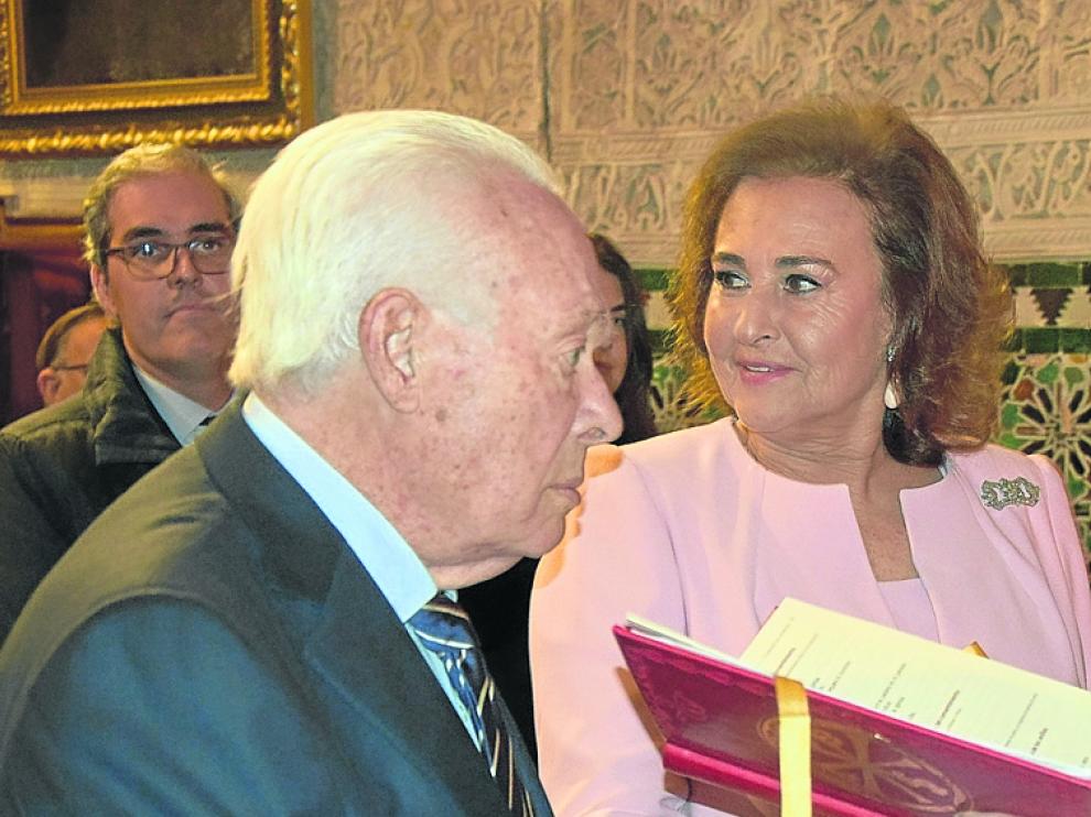 Carmen Tello y Curro Romero se casan por la Iglesia
